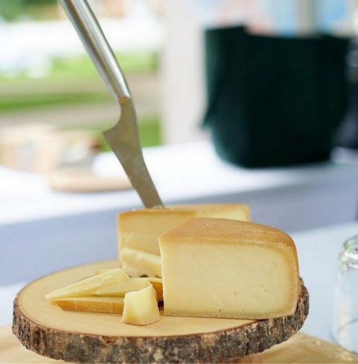 Upper Canada Cheese (3 Varieties) Approx. per piece – Harvest Barn St ...